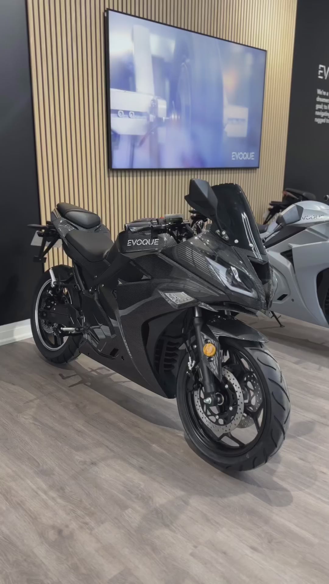 Evoque Streetster R - Electric Motorcycle | EZ-Rides